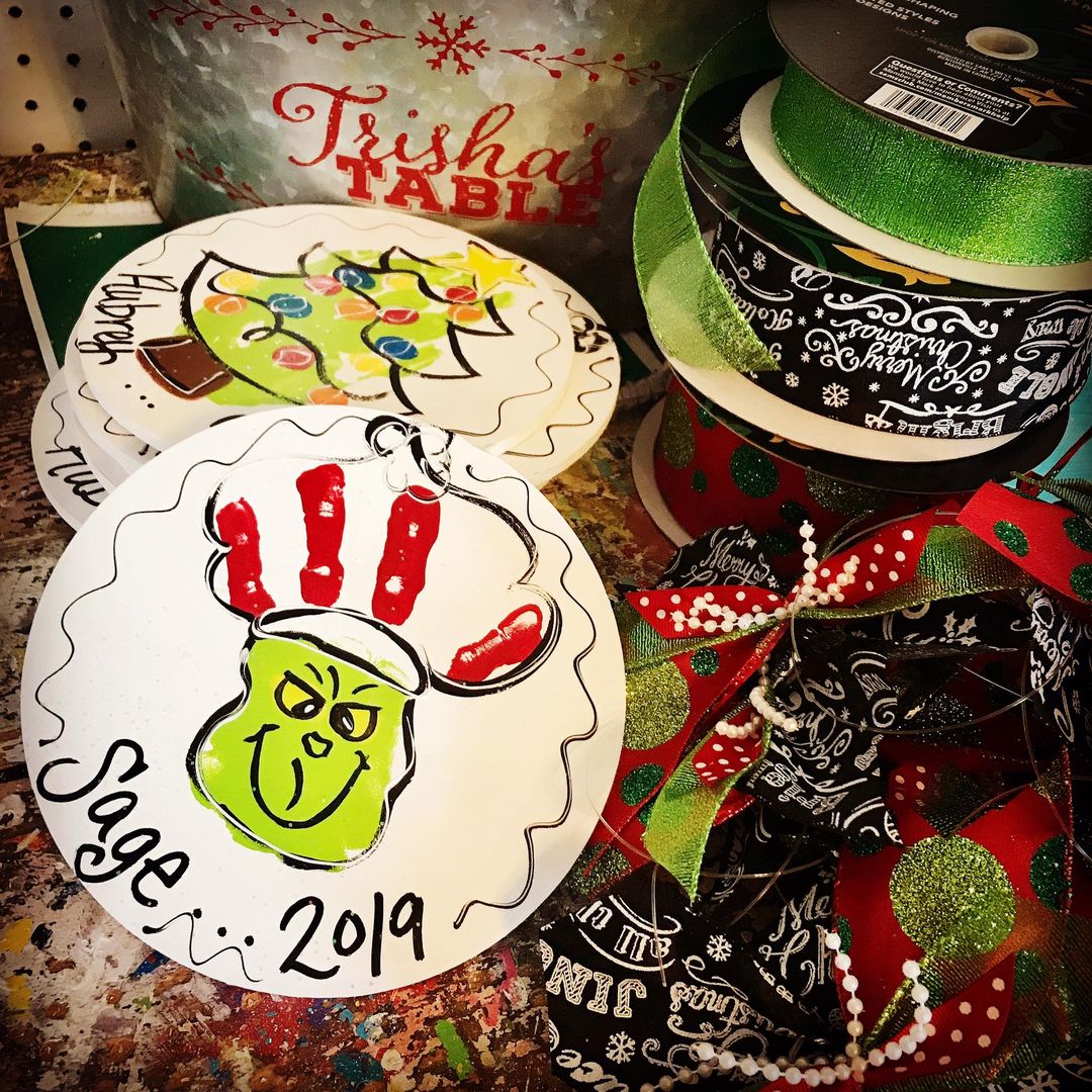 Handprint Ornament Workshop – Queen of My Castle Designs